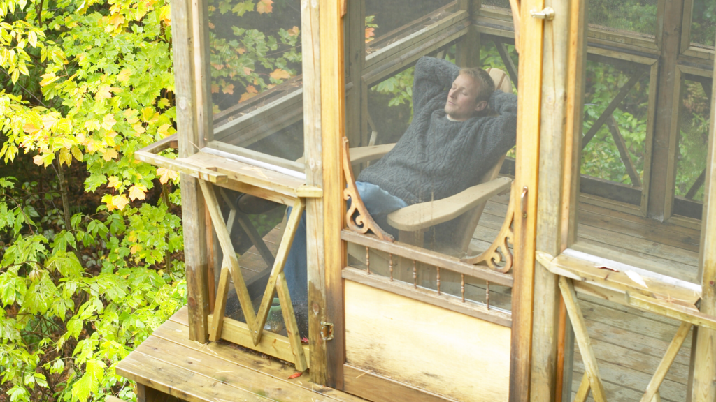 3 Tips for Winterizing Your Screen Porch | Mesa Awning 3 Tips for Winterizing Your Screen Porch | Mesa Awning
